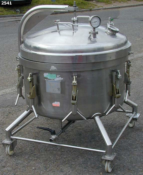 Novatech :: WEBSTERS 550 litre mobile pressure vessel - Stock Ref 2541 ...